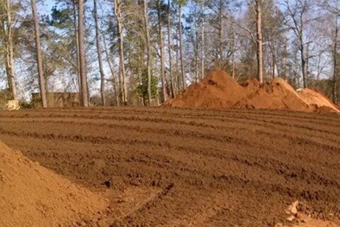 Topsoil & Fill Dirt - Burch's Landscaping | Sumter Grading